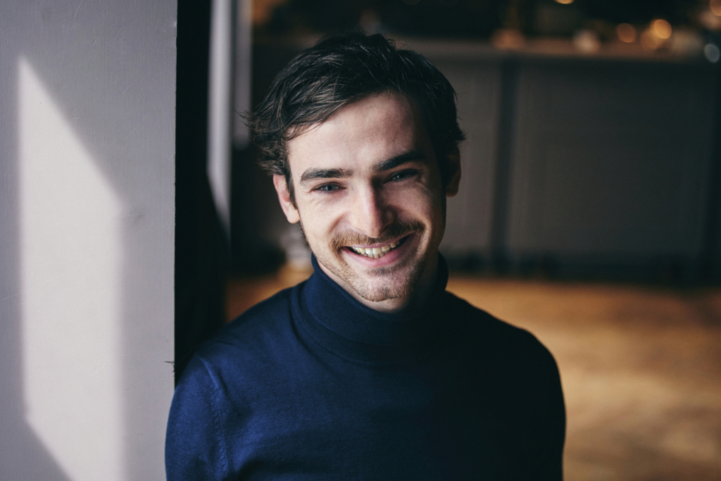 Aaron Hilmer › Agentur Lambsdorff